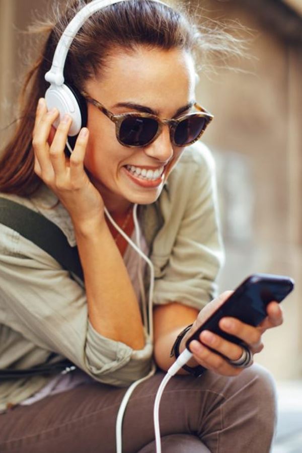 Tens treinado os teus ouvidos ultimamente? - Mega Hits